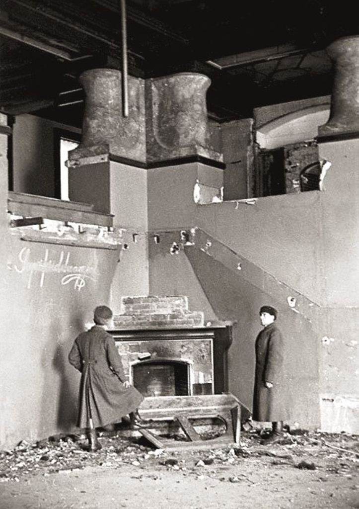 The History and Restoration of the New Study of Nicholas II in the ...