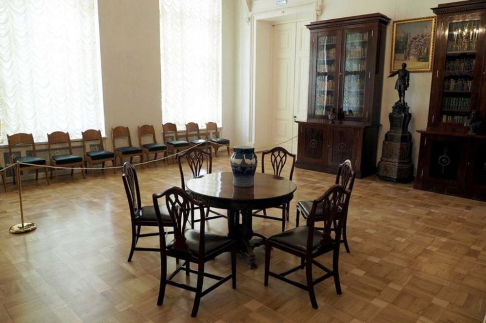 Alexander Palace reopens for first time since 2015 | Nicholas II