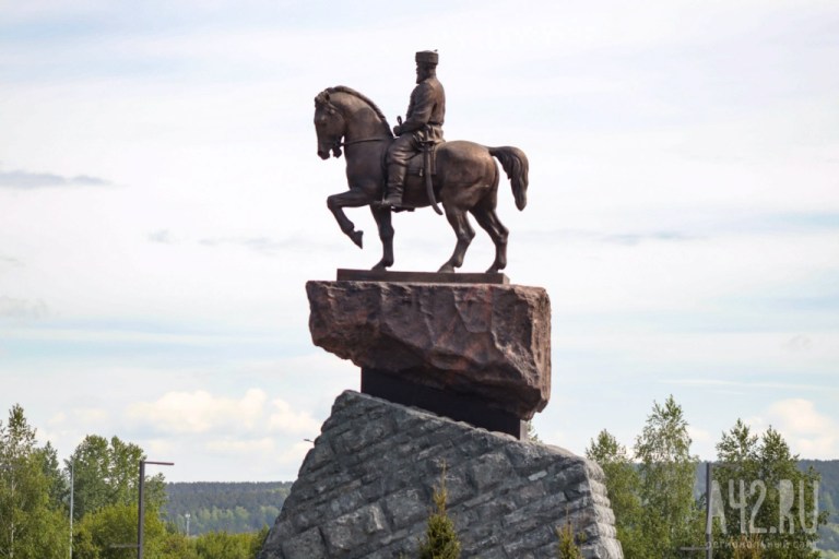 Monument to Emperor Alexander III unveiled in Siberia | Nicholas II